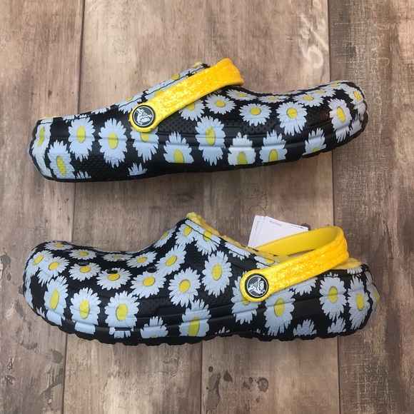 CROCS | Shoes | Crocs Classic Lined Vacay Vibes Clog | Poshmark